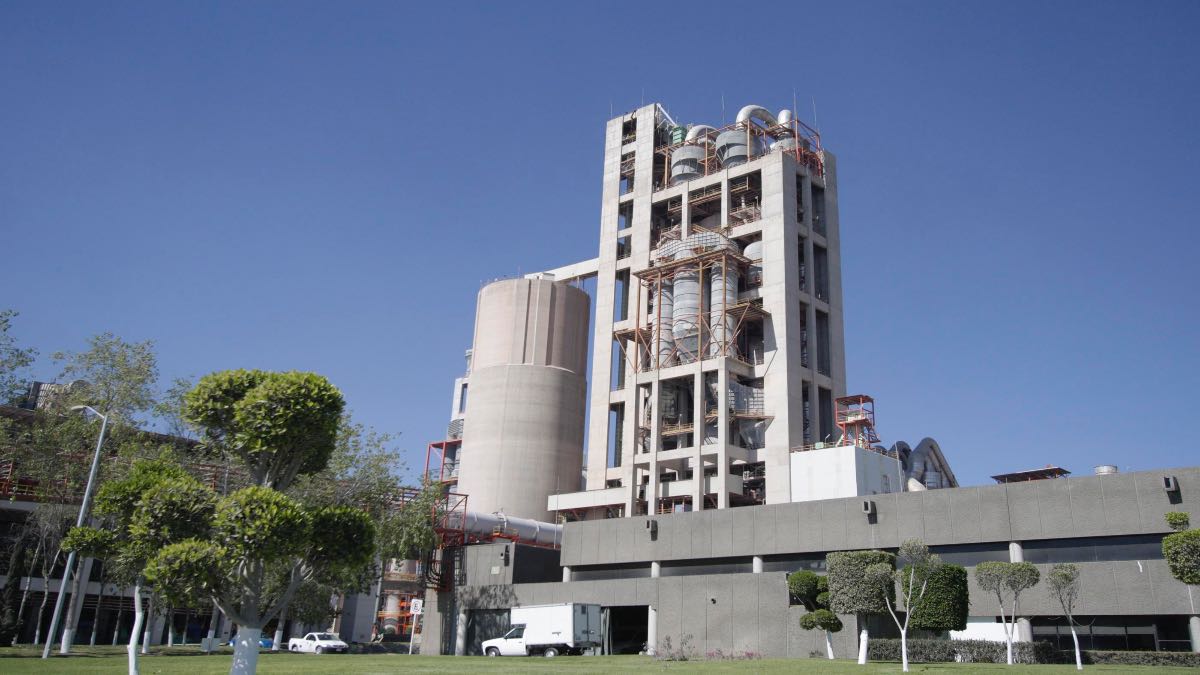 Anuncian cementera de 500 mdd en Puebla - Crónica Puebla